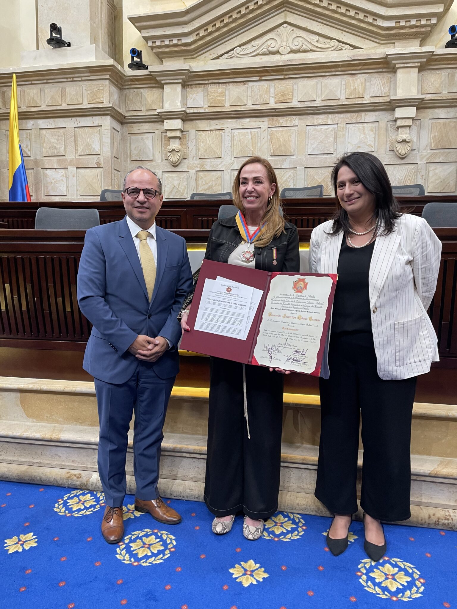 Cámara de Representantes exalta labor de la Fundación Juan Felipe Gómez ...